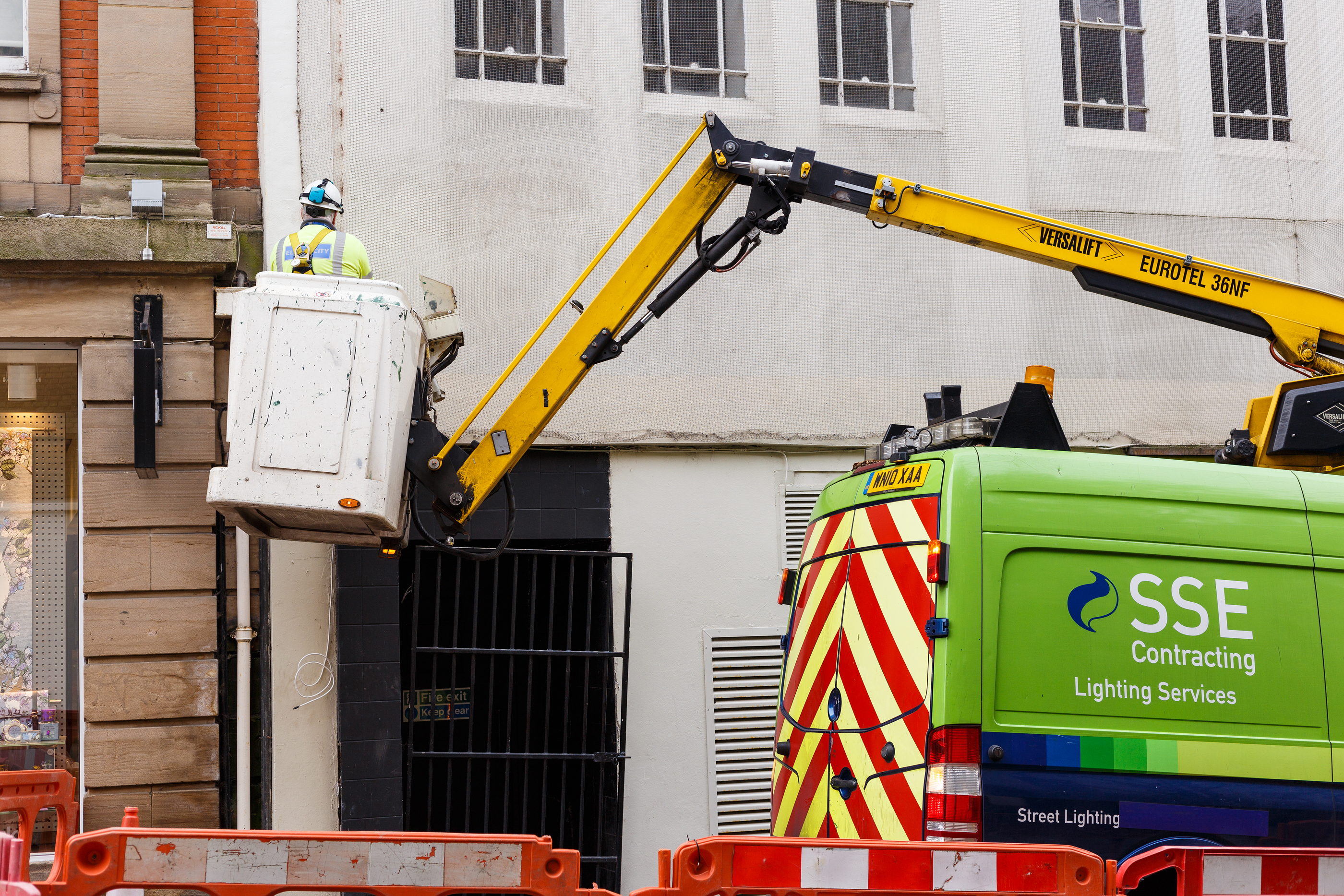Cherry Picker Insurance | Bond Lovis Insurance Brokers
